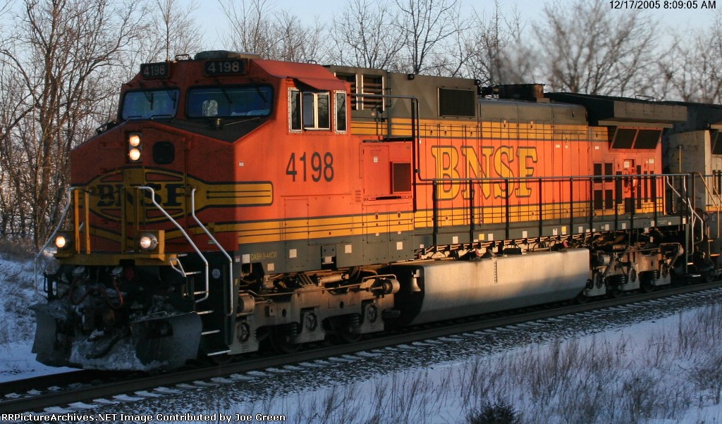 BNSF 4198